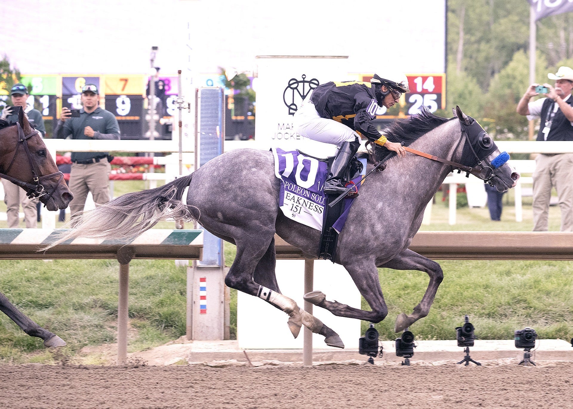 Napoleon Solo wins Preakness 2026 at 7-1 odds for trainer Chad Summers