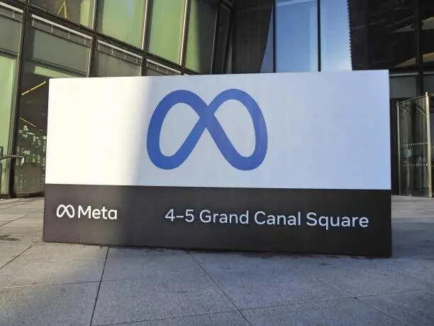 Meta employees reportedly stuffed bags with snacks before layoffs hit ...