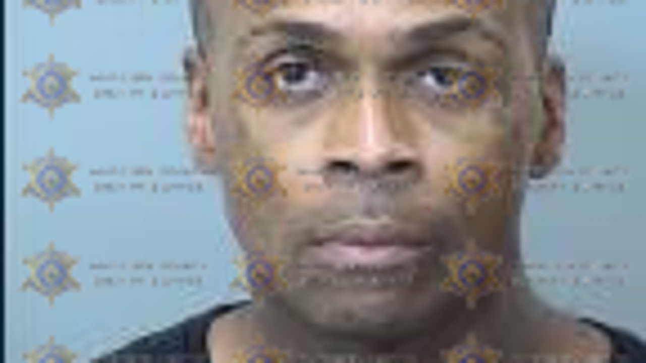 Phoenix homeowner shot inside his house, suspect arrested: police