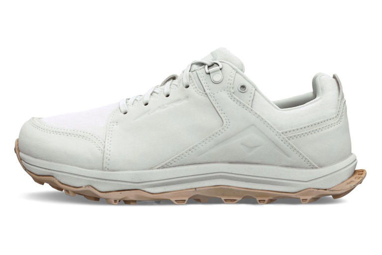 I asked orthopedic doctors for the best walking shoes—they all said the ...