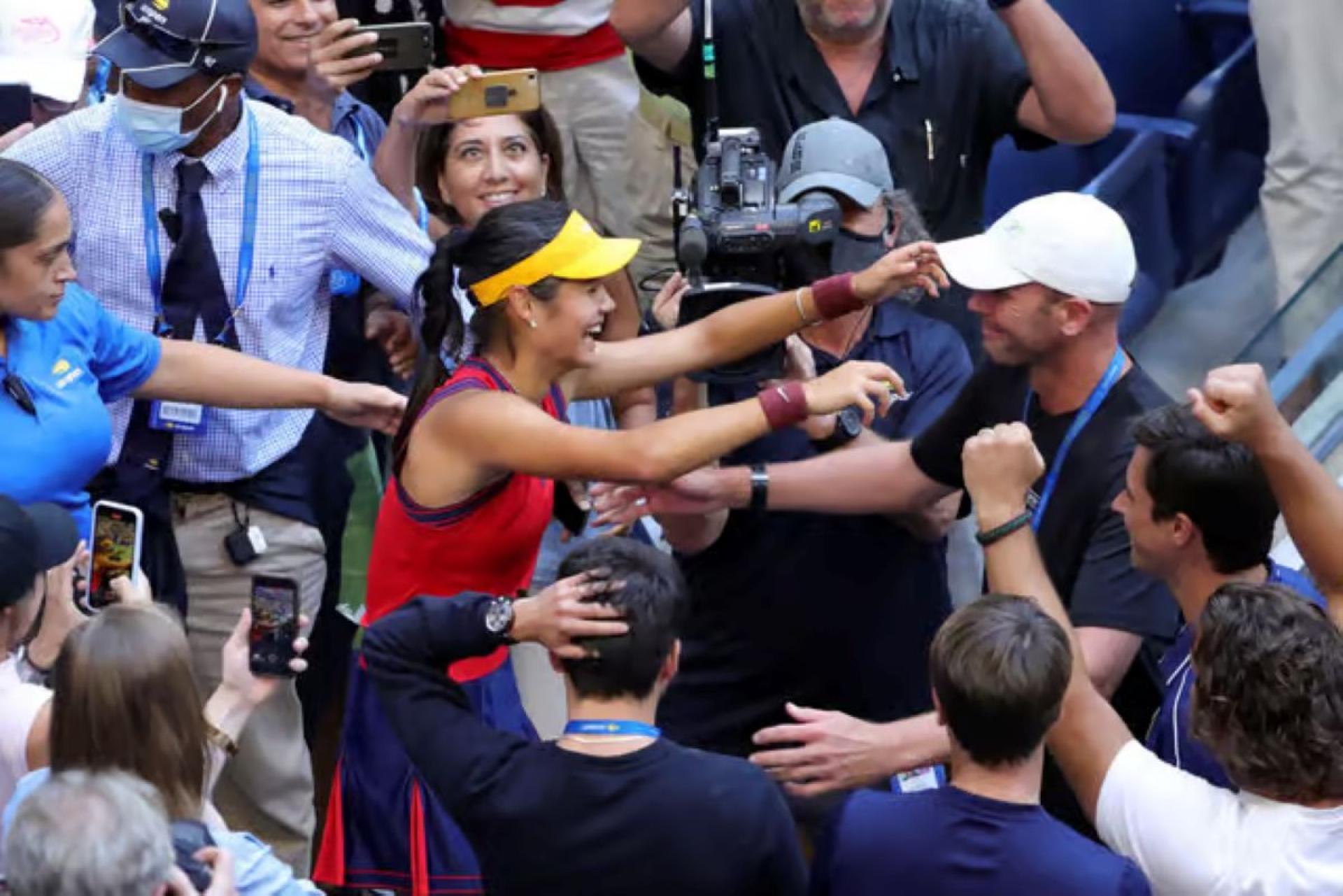 Tim Henman hopes Emma Raducanu-Andrew Richardson reunion lasts longer ...