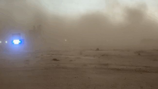 Blowing dust storm sweeps across western Kansas
