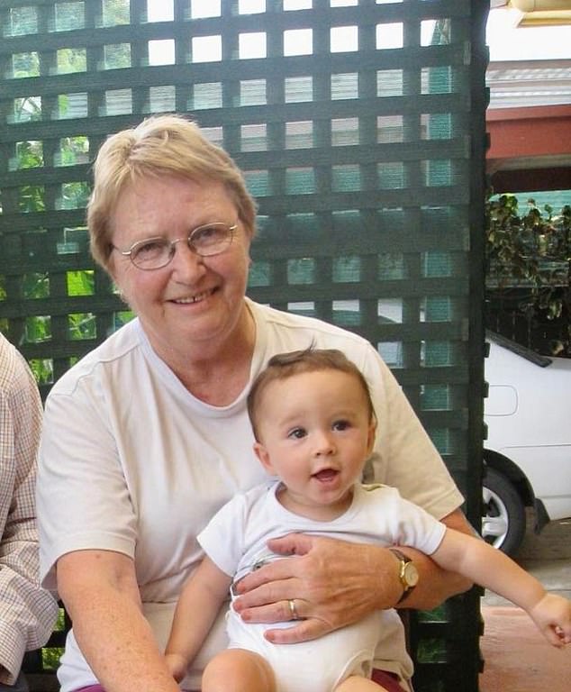 Dave Hughes moved to tears as he shares heartwarming story about his mother