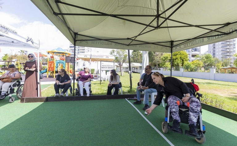 Mersin’de engelsiz rekabet: Bocce turnuvasında heyecan dolu anlar