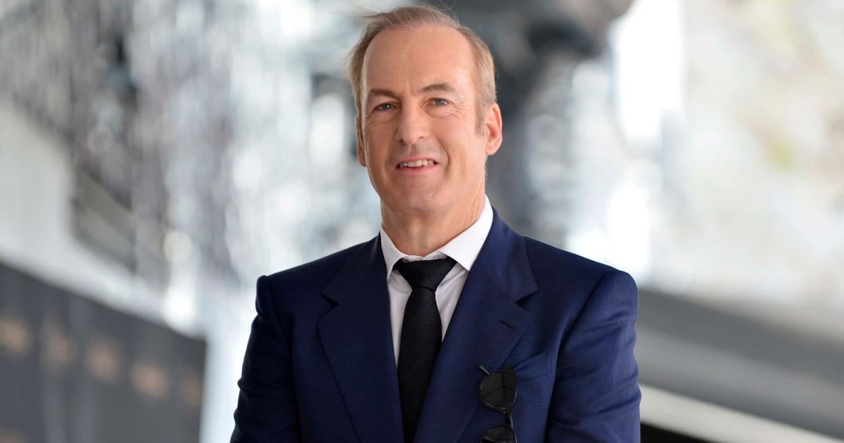 'I was gone, I turned gray': Bob Odenkirk recalls 2021 heart attack on ...
