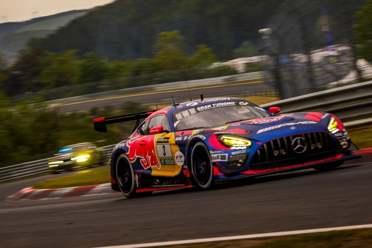 BMW-fabriekscoureur zong Verstappen-lied op de boordradio: 'We zijn ...