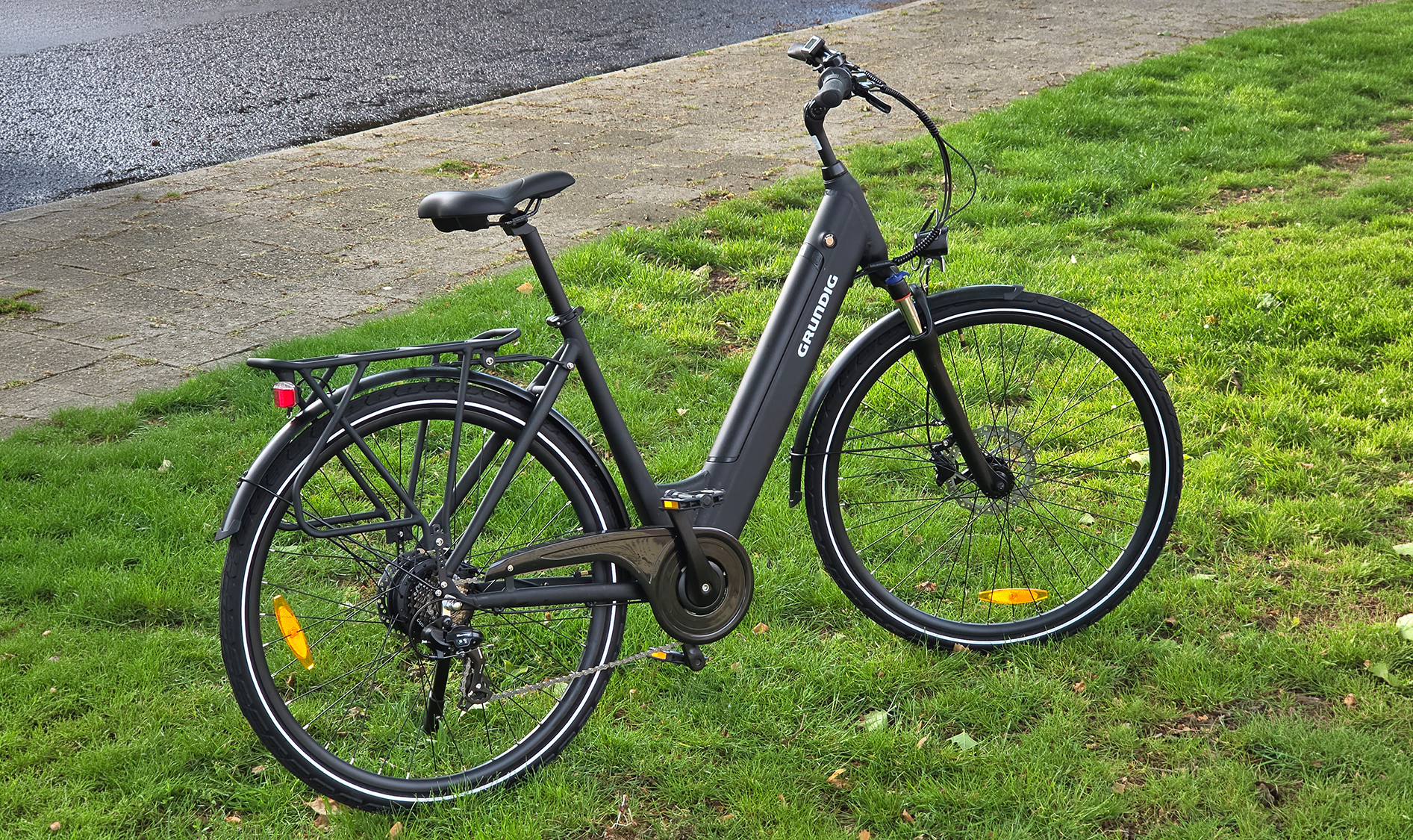 Grundig ECB28 review: een betrouwbaar merk betekent geen betrouwbare fiets