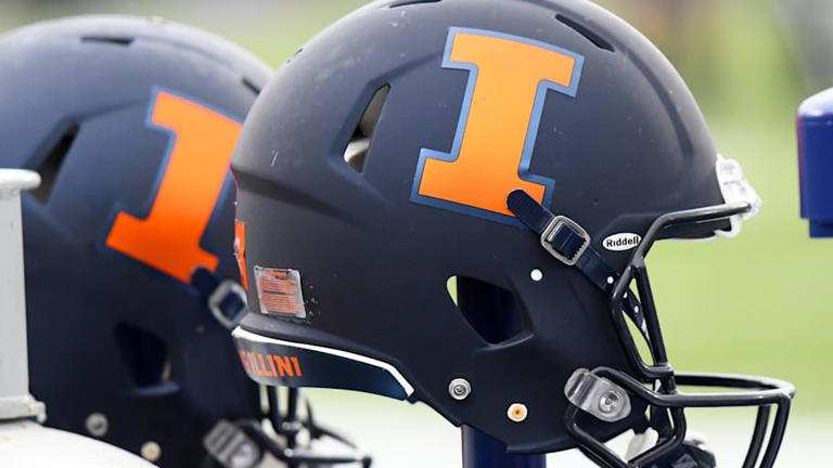 Illinois football commit has the framework to be a monster at the next ...