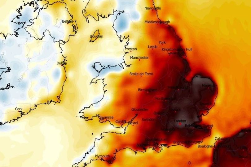 UK weather maps show heatwave heading to region for Bank Holiday weekend