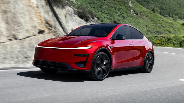 Tesla Model Y prices rise by up to $1,000 across every trim