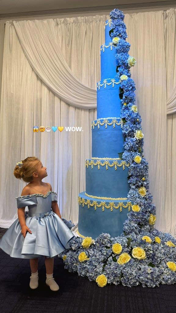 Venezuela Fury’s incredible wedding cake is taller than her as she ...