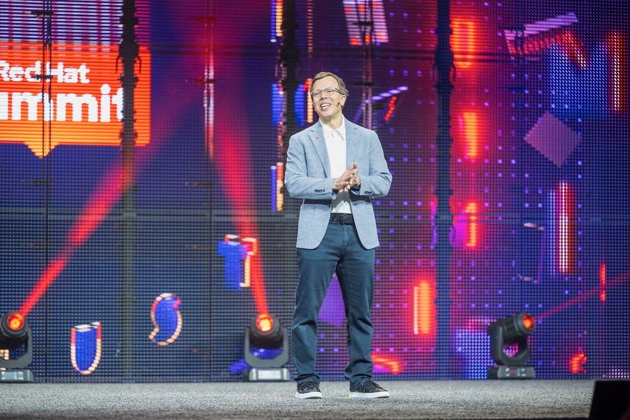 Red Hat Summit 2026 hadirkan AI, cloud, dan automation at scale
