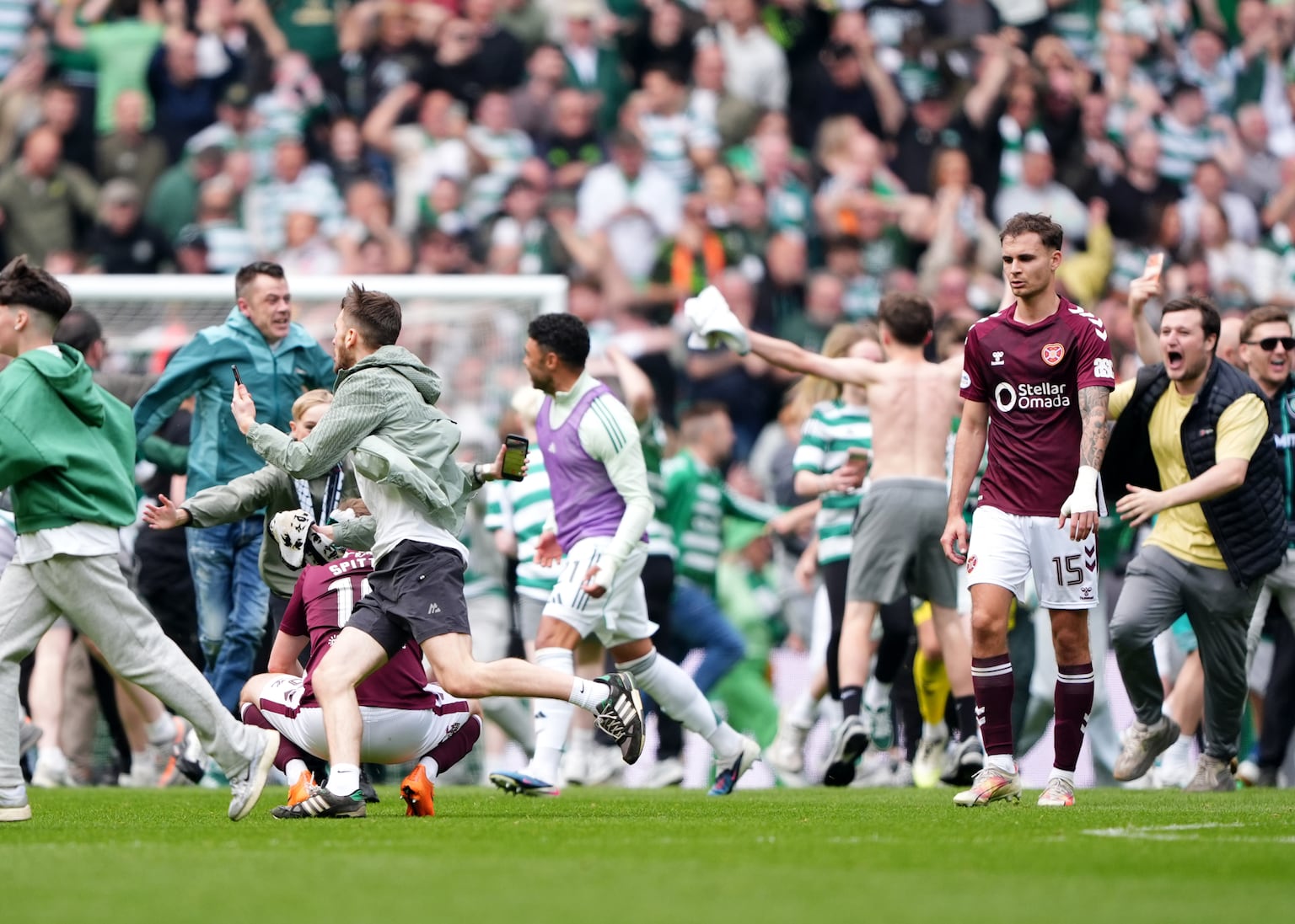 Police vow to take 'robust action' against any criminality in Celtic ...