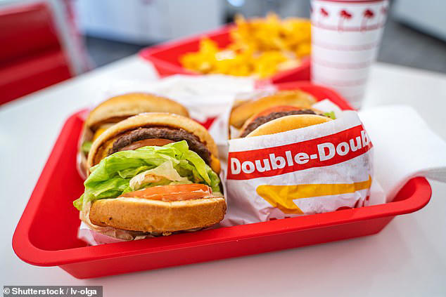 Professional tasters decide best and worst fast food cheeseburger - do ...