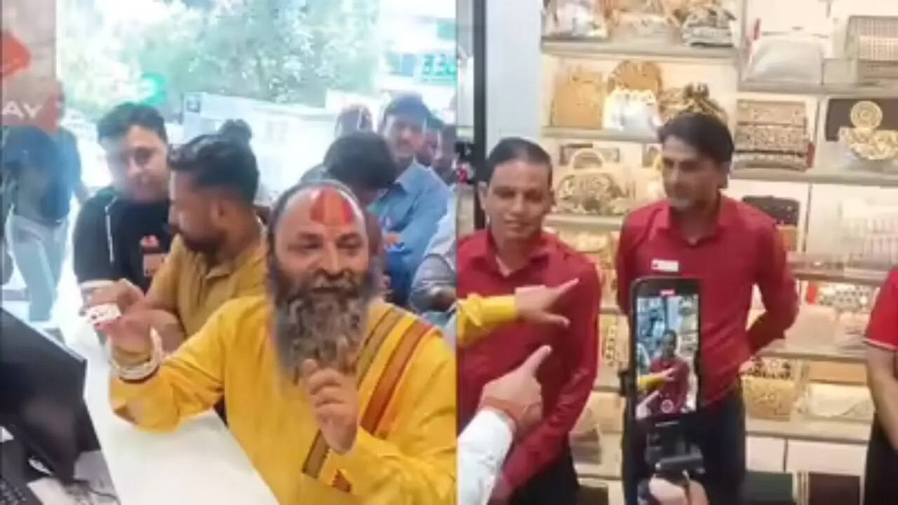 Caught on camera: Bajrang Dal members brand workers 'jihadi' at ...