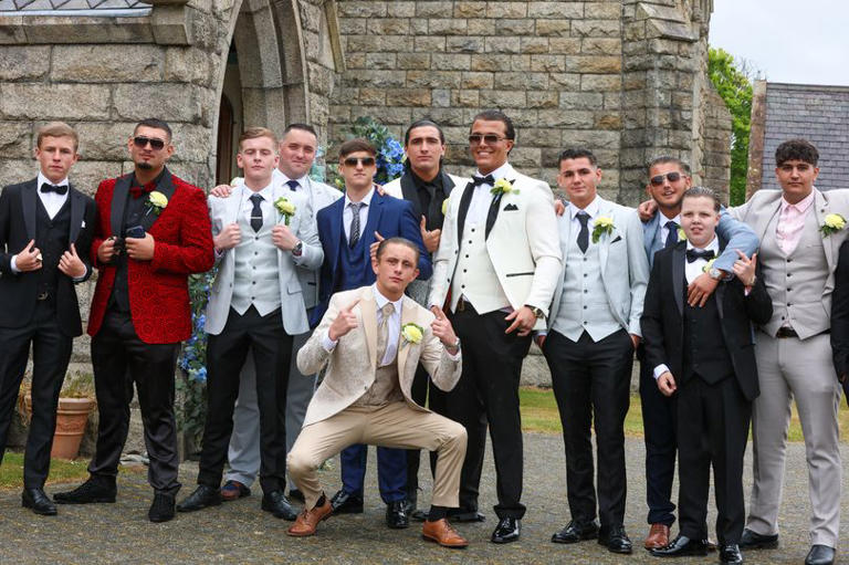 Four police cars rush to Venezuela Fury's wedding reception as arrest made