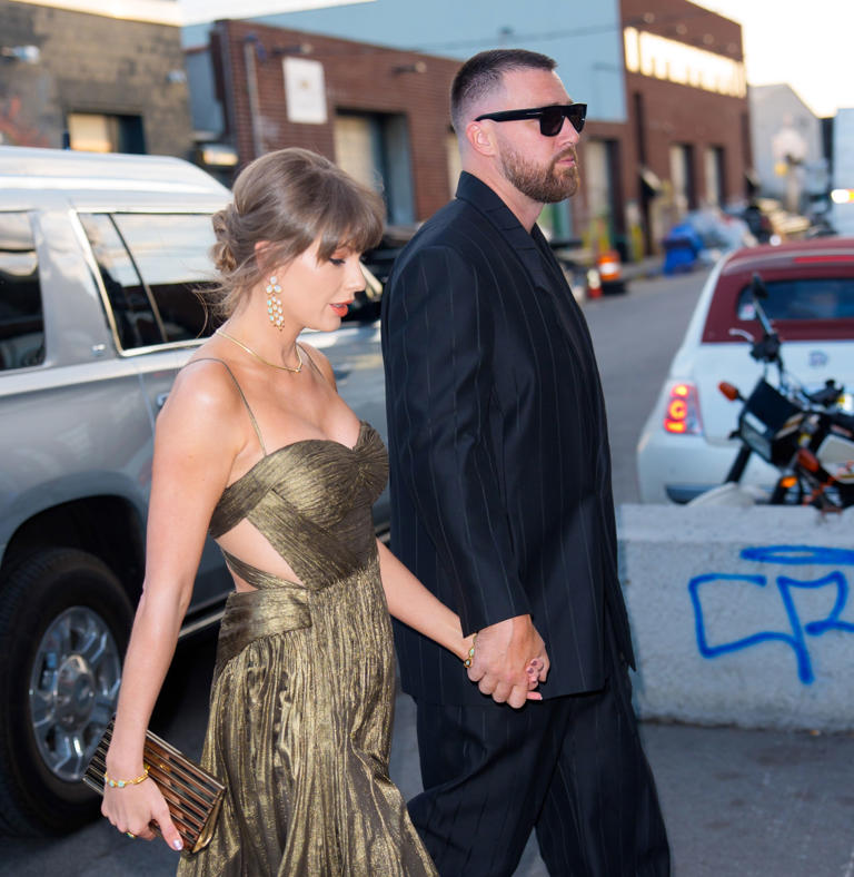 Taylor Swift and Travis Kelce attend private dinner in NYC as wedding ...
