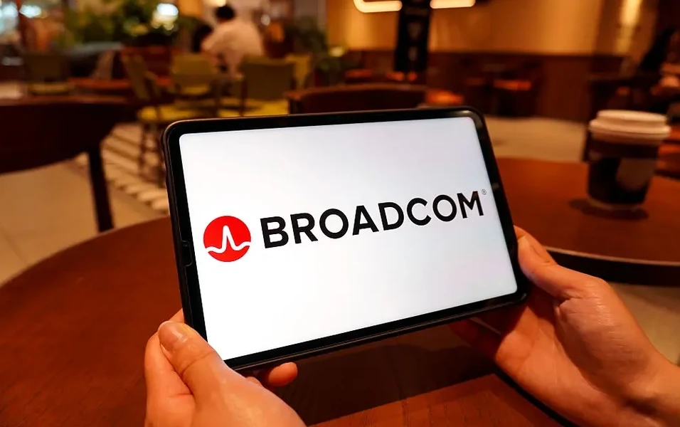 Broadcom, Enterprise Products, Texas Instruments drive dividend surge