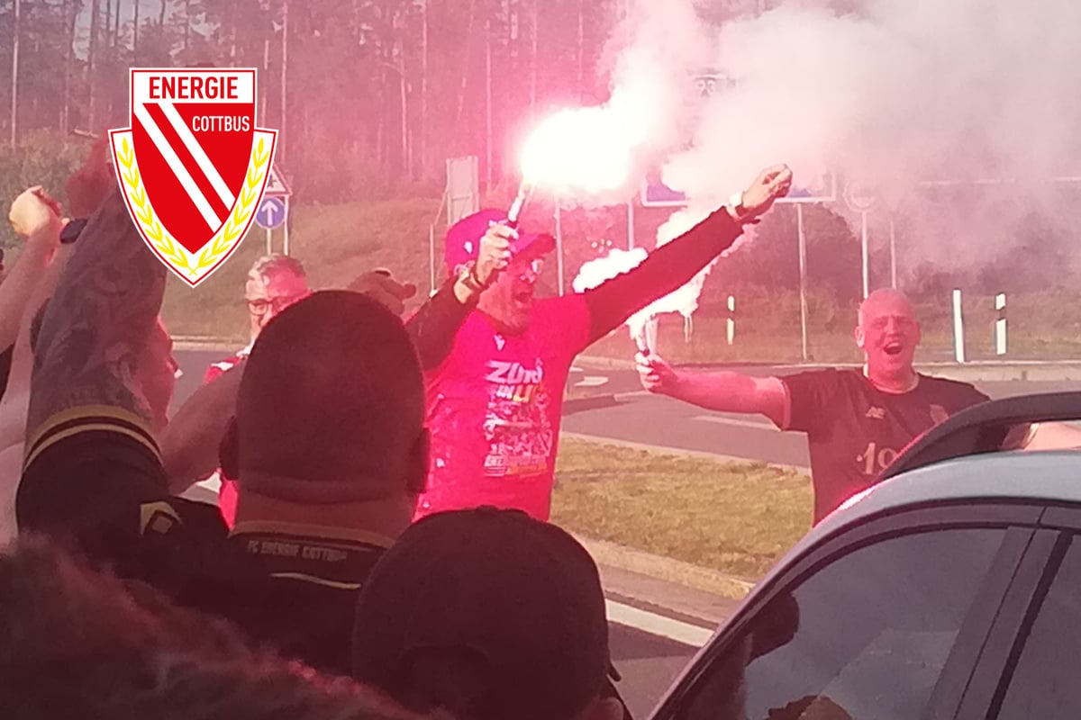 So geht Aufstieg! Cottbus rastet völlig aus und feiert Pyro-Party auf ...