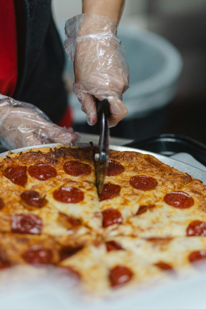 I asked four professional chefs to cook frozen pizza and now I cannot ...