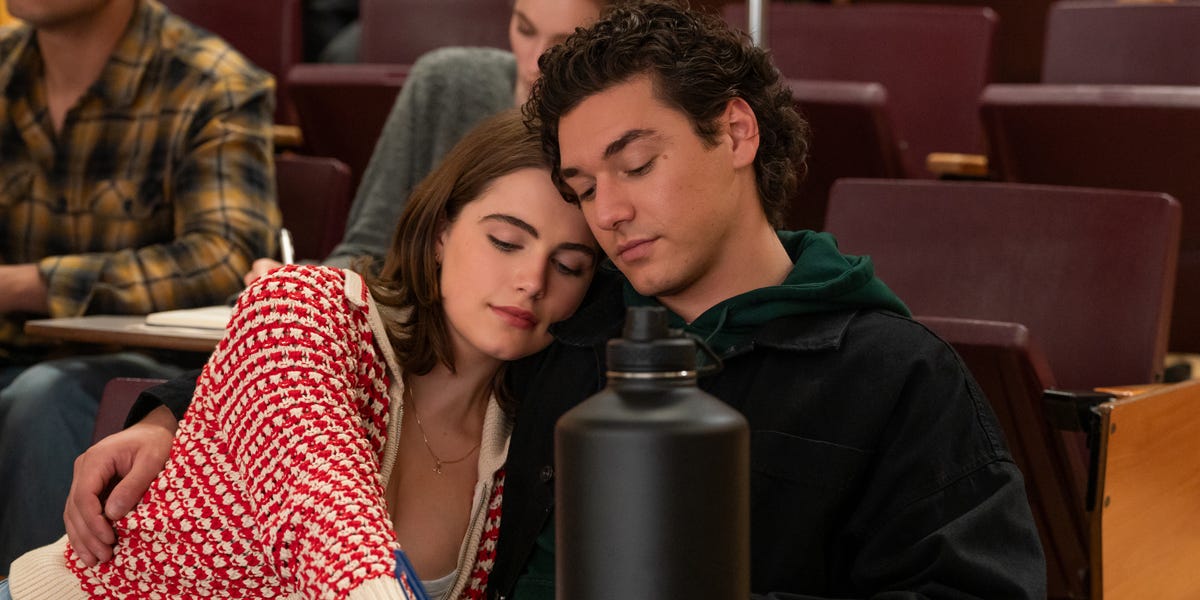 Rejoice Off Campus Season 2 Will Officially Center On Dean And Allie
