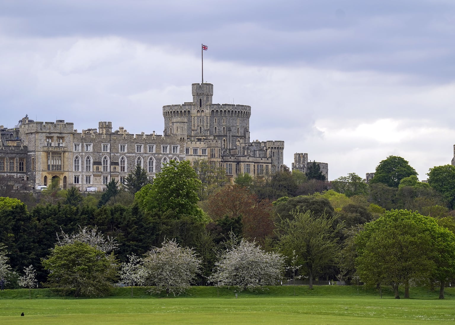 Officers at Windsor Castle investigated over allegations of sleeping on ...