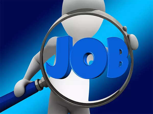 More women, freshers migrating for better blue, grey-collar jobs: Report