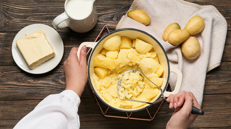 21 ingredients that will seriously upgrade your mashed potatoes