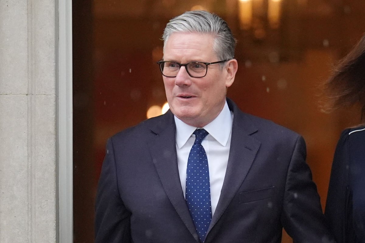 Westminster 'chaos' turning people off Union, Sinn Fein Stormont ...
