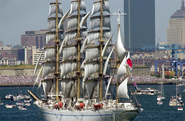 Flashback: A look at previous times tall ships have sailed into Boston