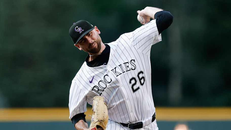 Braves ink veteran starting pitcher to minor league contract
