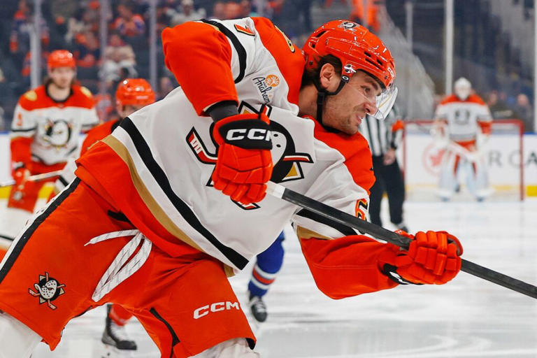 Ducks’ Cutter Gauthier shares details of playing hurt in postseason