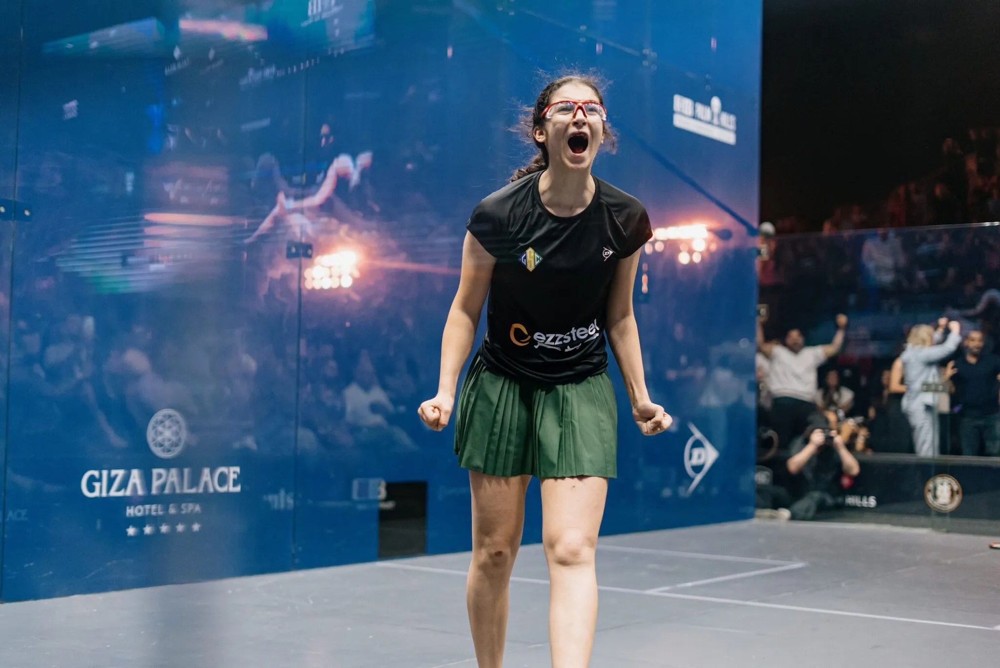 Egyptian teen Amina Orfi beats El-Sherbini to win PSA world squash title