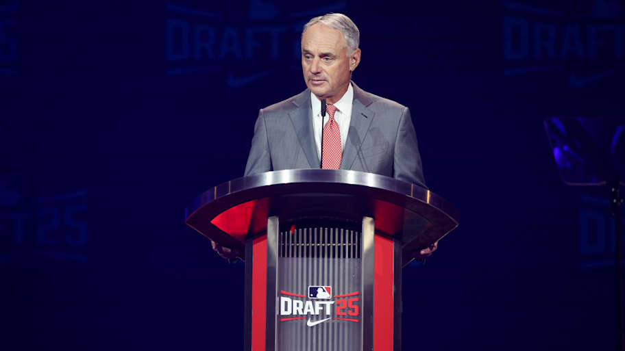 Brewers projected to grab electric high school arm in latest 2026 MLB ...