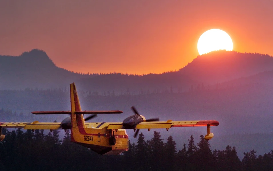 Minnesota firefighting plane hit by bullet during wildfire battle