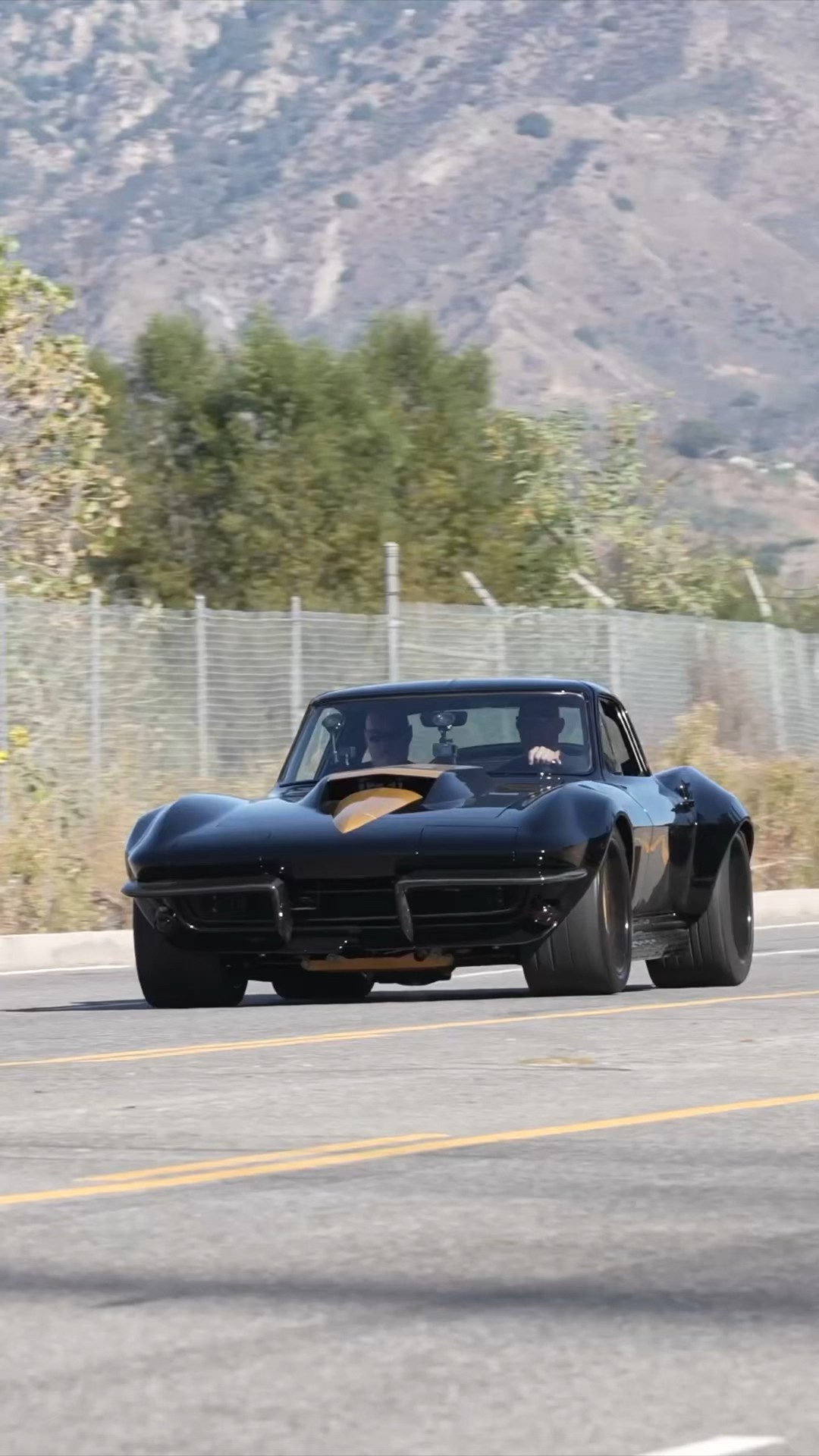 Restored Corvette shows off its big block Chevy exhaust