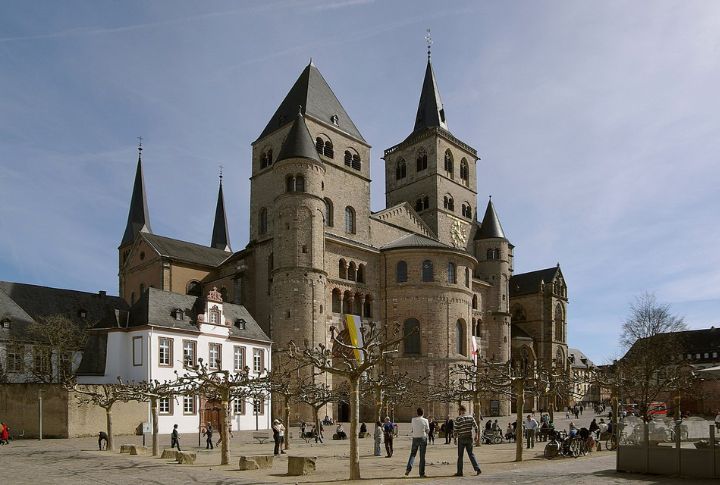 10 ancient cathedrals that still stand as symbols of faith