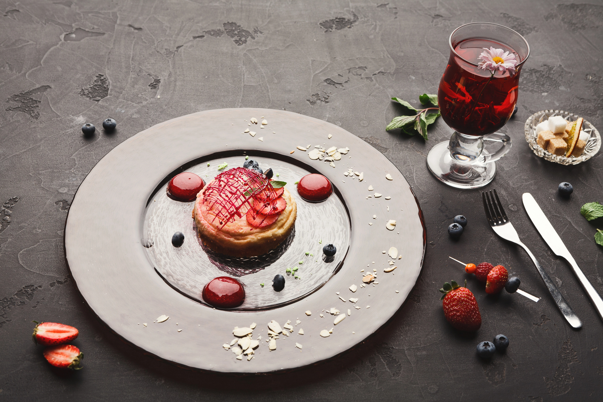 Formal dining rules confusing modern restaurant guests