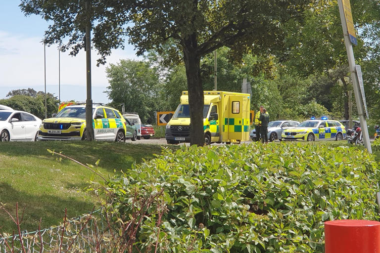 A27 emergency incident in Chichester; minor injuries reported