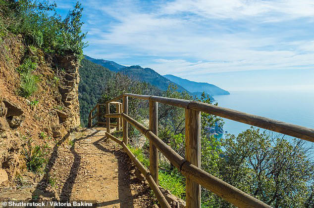 All the destinations where flip flops are banned - and the best shoes ...