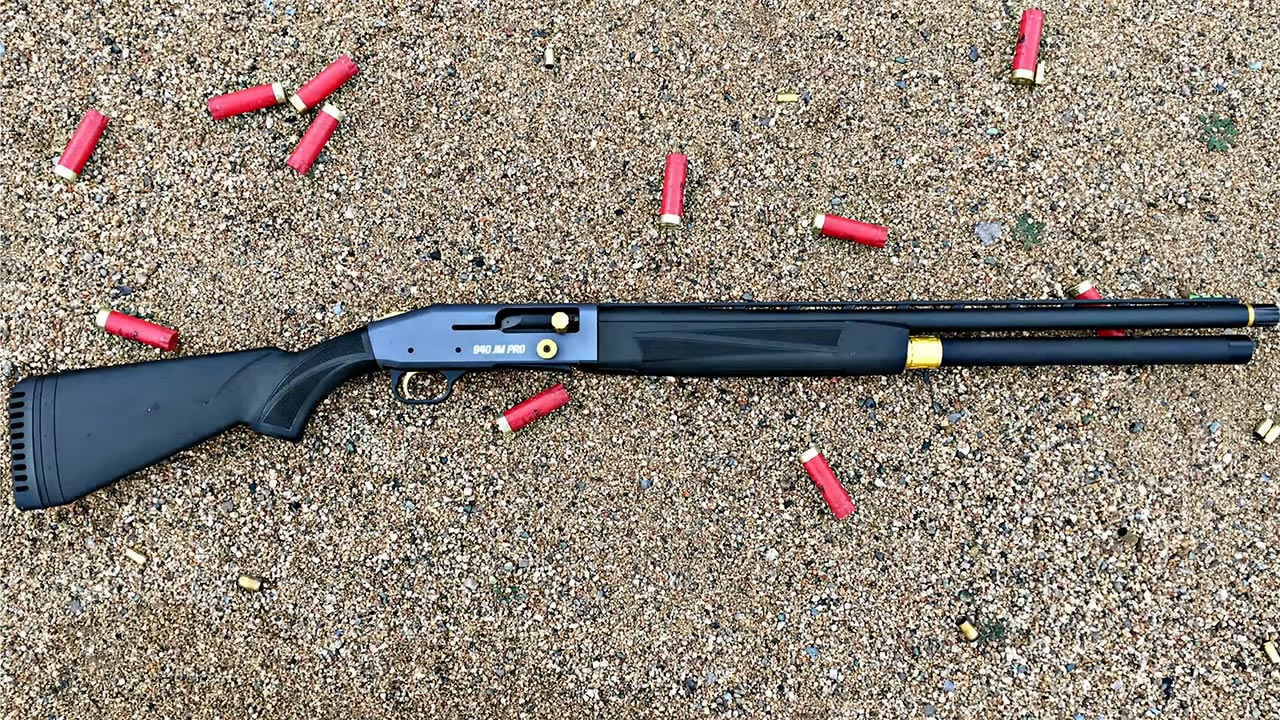 15 surprising facts about the Mossberg 940 JM Pro