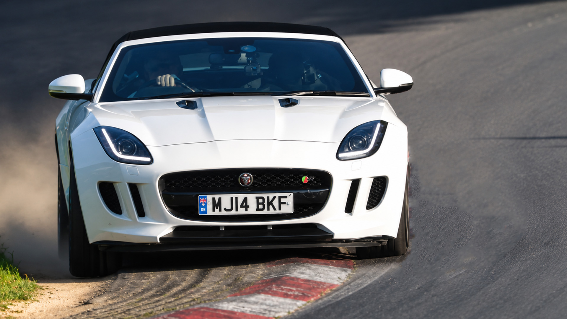 Jaguar F-Type fights for grip at Nürburgring Circuit
