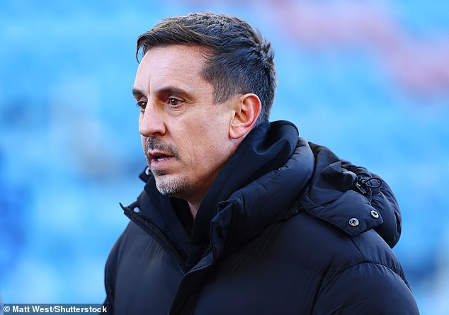 Gary Neville tells referee he's had an 'absolute shocker' after ...