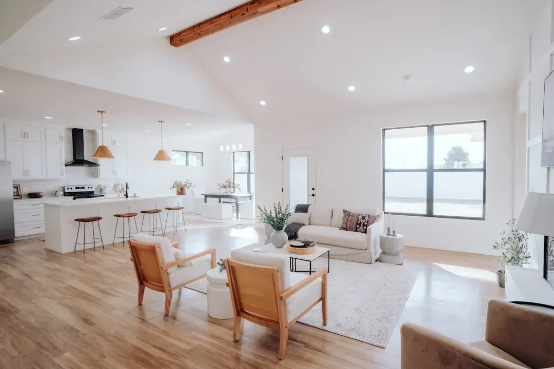 8 home habits rich people live by that most people completely ignore