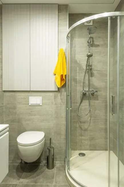 7 shower design trends quickly falling out of favor with homeowners