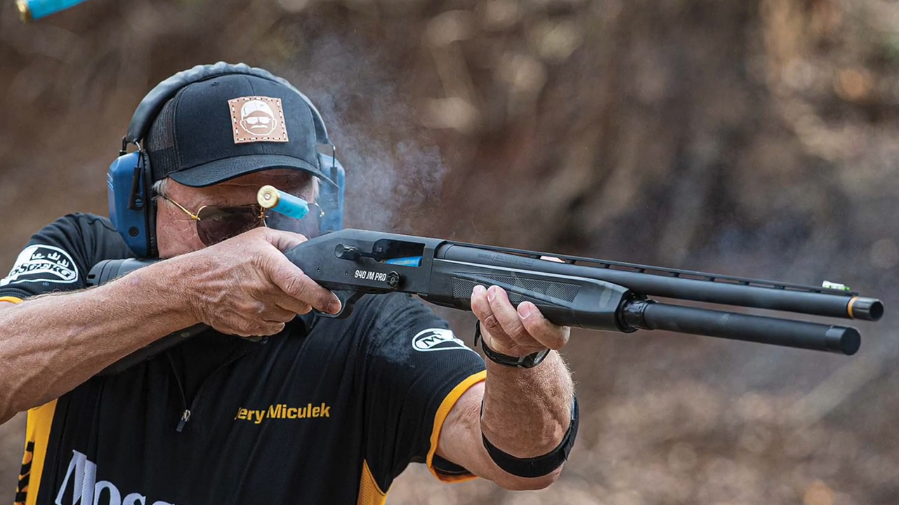 15 surprising facts about the Mossberg 940 JM Pro