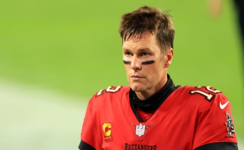 Tom Brady faces early Raiders headache as Taron Johnson skips workouts ...