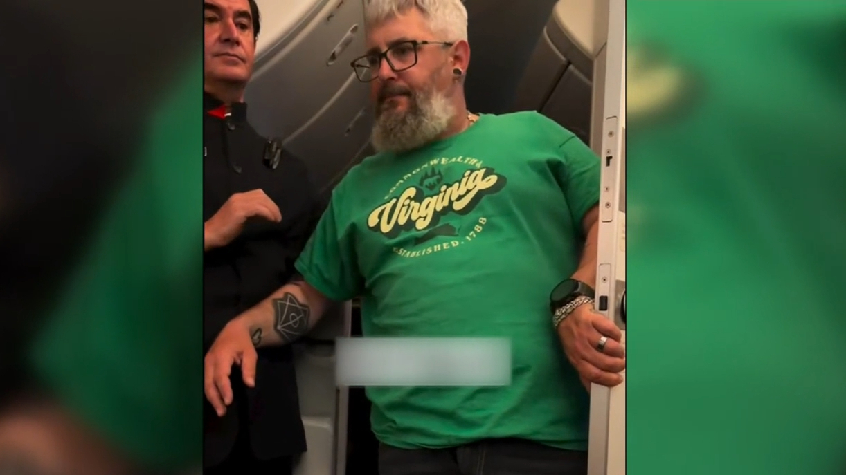 Qantas flight diverted after passenger reportedly bites crew member