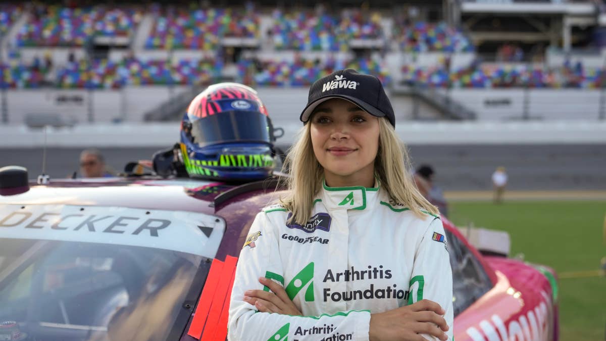 Natalie Decker gets commended for her meltdown at Dover race