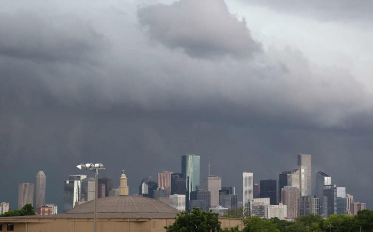 How much rain will fall in Houston this week? Here's what weather ...